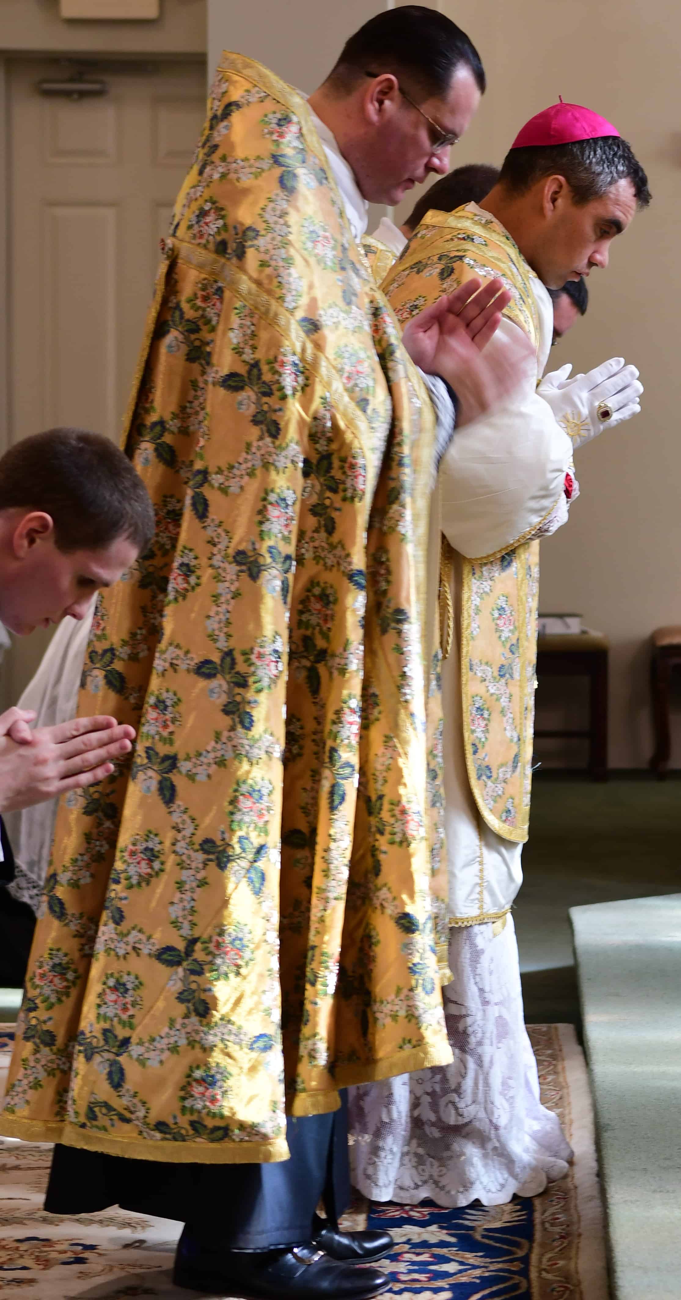 MOST HOLY TRINITY SEMINARY – Pre-Vatican II Roman Catholic